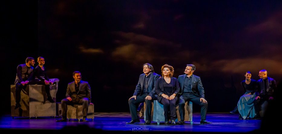 “ΟΜΟΡΦΗ ΠΟΛΗ” – Πρεμιέρα και φωτογραφίες – Web Music Radio