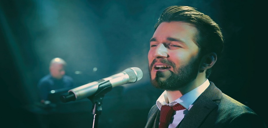 Θοδωρής Βουτσικάκης – Η Αφορμή (video) – Web Music Radio
