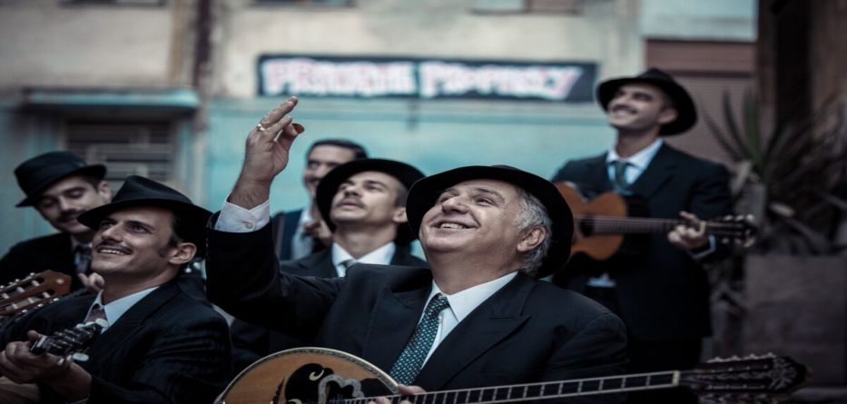 ΤΟ ΜΙΝΟΡΕ ΤΗΣ ΑΥΓΗΣ στο Δημοτικό Θέατρο Πειραιά – Web Music Radio