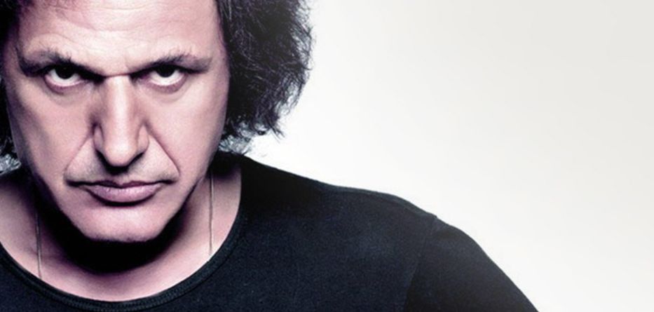Αφιέρωμα: ΒΑΣΙΛΗΣ ΠΑΠΑΚΩΝΣΤΑΝΤΙΝΟΥ – Web Music Radio