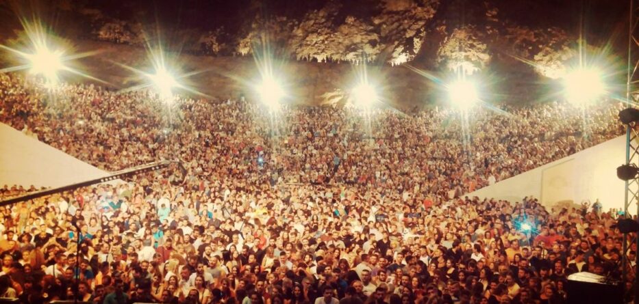 Θέατρο Πέτρας, Πετρούπολη – Καλοκαίρι 2023 – Web Music Radio