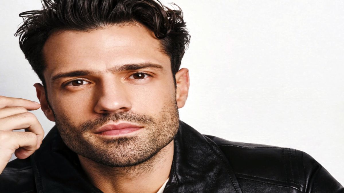 Κωνσταντίνος Αργυρός – «Μια Θεσσαλονίκη» | Web Music Radio